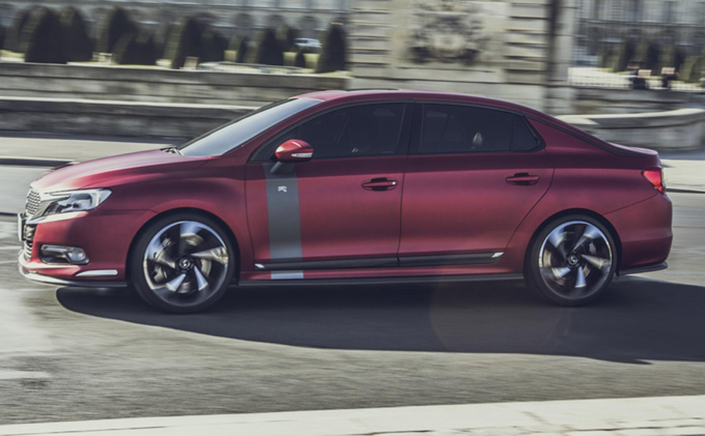 Nouvelle Citroën DS5 LSR pour la Chine au salon automobile de Pékin