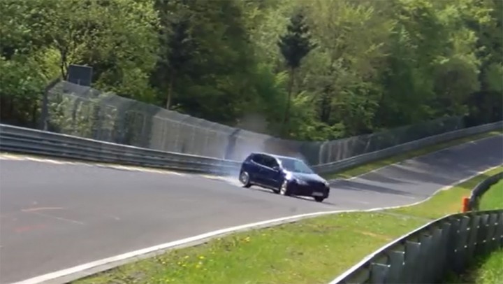 Vidéo : impressionnant crash d'une Volkswagen Golf GTI sur le Nürburgring